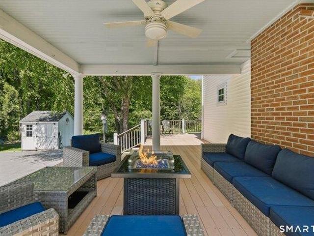 house with 6 bedroom, Essex CT DS103437560