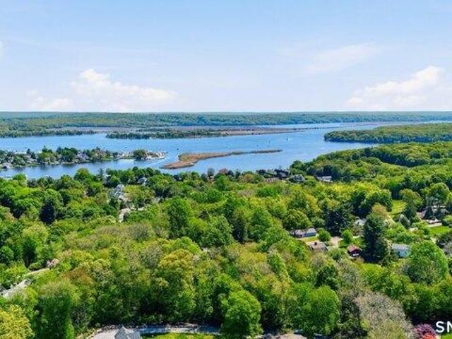 house with 6 bedroom, Essex CT ES103437560