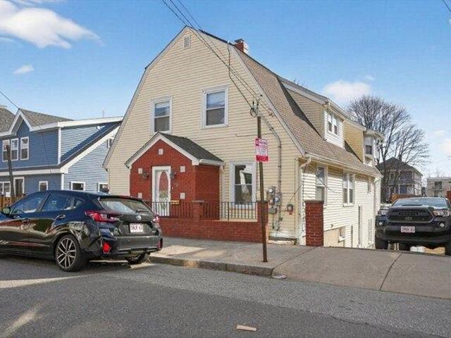 house with 6 bedroom, Everett MA DS103161754
