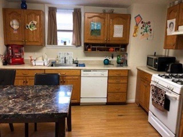 house with 6 bedroom, Everett MA DS103224378