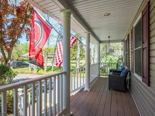 house with 6 bedroom, Fairfield NJ DS101802079