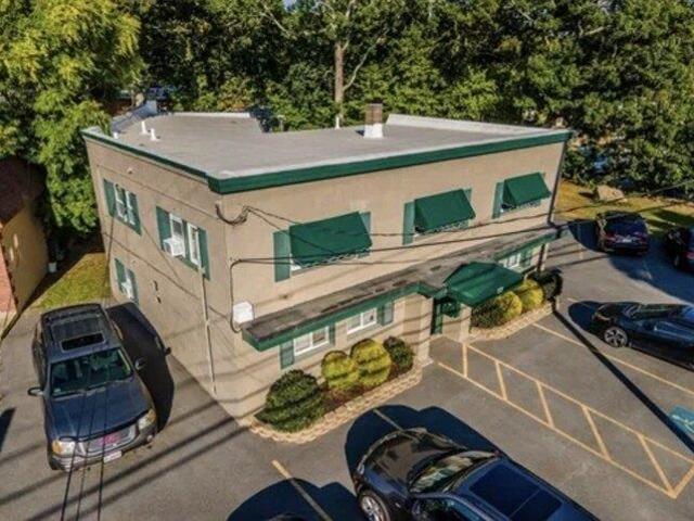 house with 6 bedroom, Fairhaven MA DLS102317290