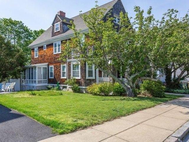house with 6 bedroom, Fall River MA DLS102779054
