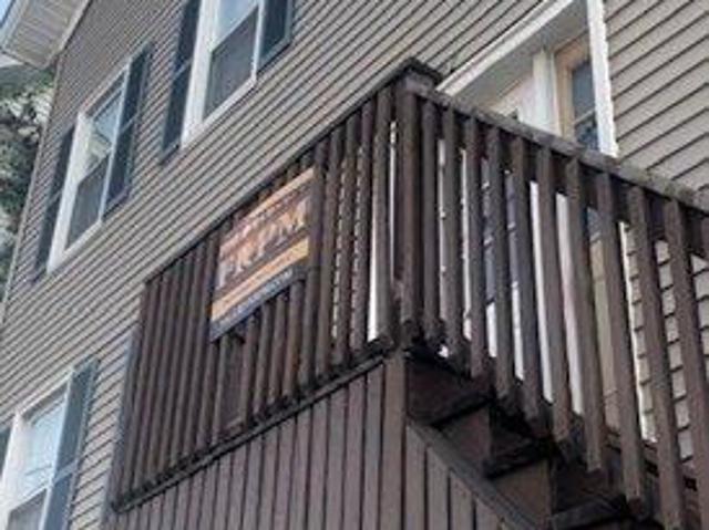 house with 6 bedroom, Fall River MA DS104149977