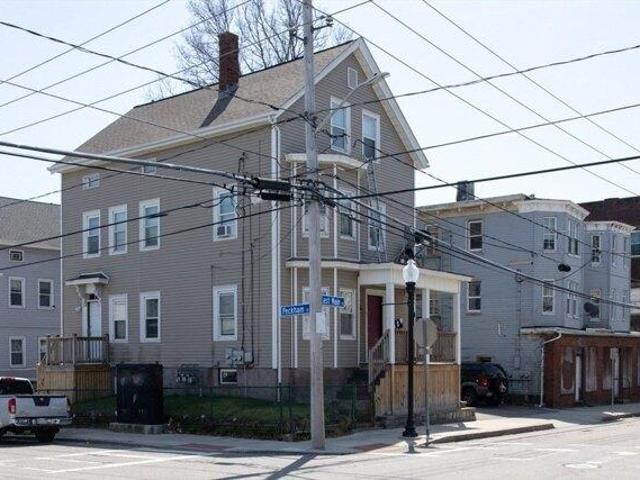 house with 6 bedroom, Fall River MA DS103434511