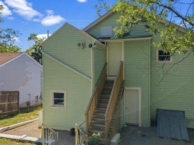 house with 6 bedroom, Fall River MA DS103970216