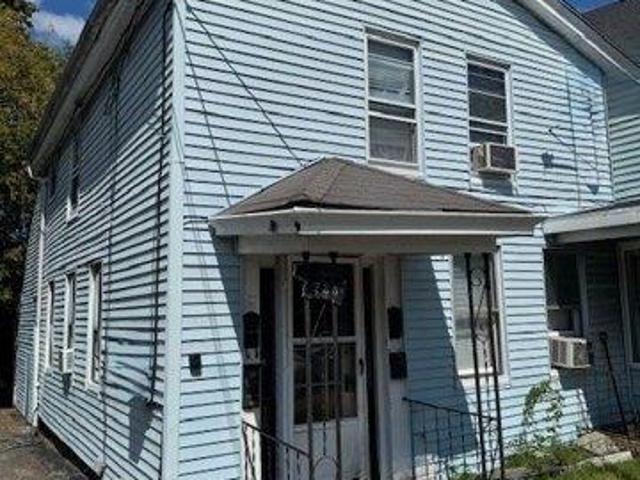 house with 6 bedroom, Fall River MA ES104079456