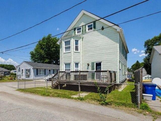 house with 6 bedroom, Fall River MA ES104542319