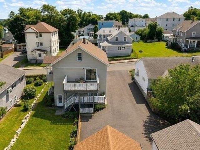 house with 6 bedroom, Fall River MA ES104851670