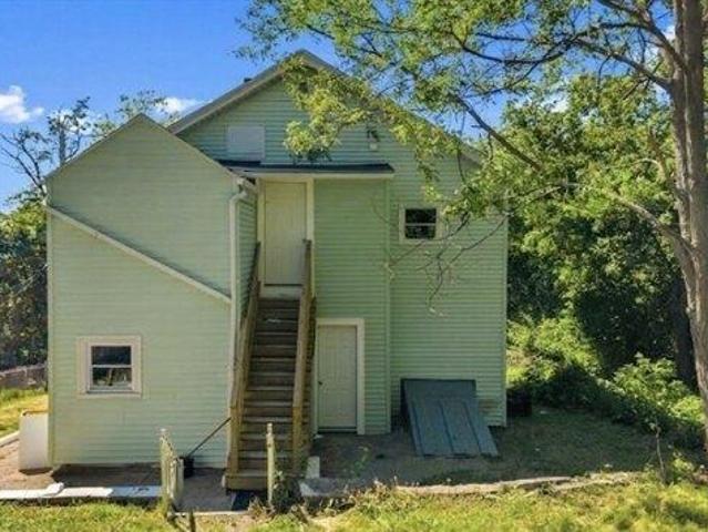 house with 6 bedroom, Fall River MA ES104946700