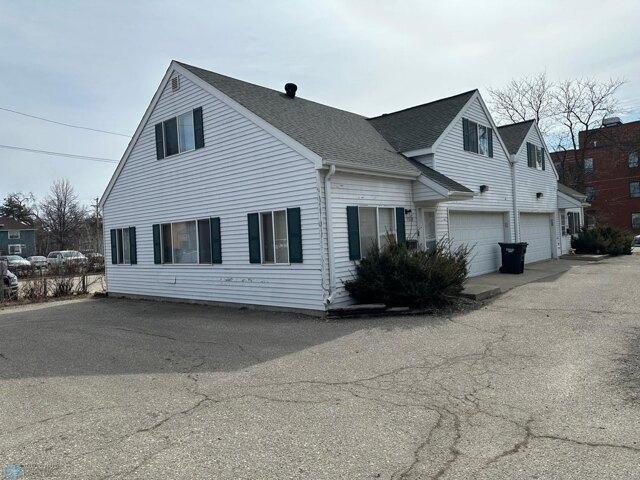 house with 6 bedroom, Fargo ND DS89152419