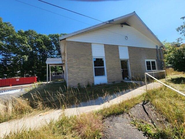 house with 6 bedroom, Fitchburg MA DS102586816
