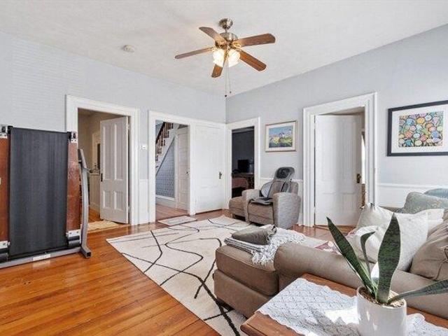 house with 6 bedroom, Fitchburg MA ES104789550