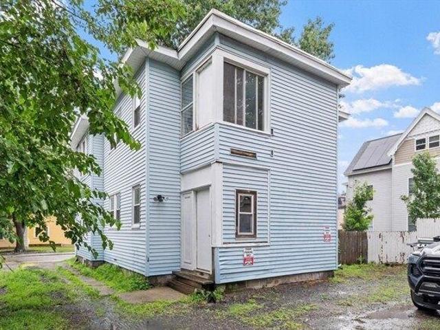 house with 6 bedroom, Fitchburg MA ES104333019