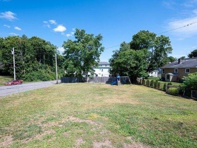 house with 6 bedroom, Fitchburg MA ES105107997