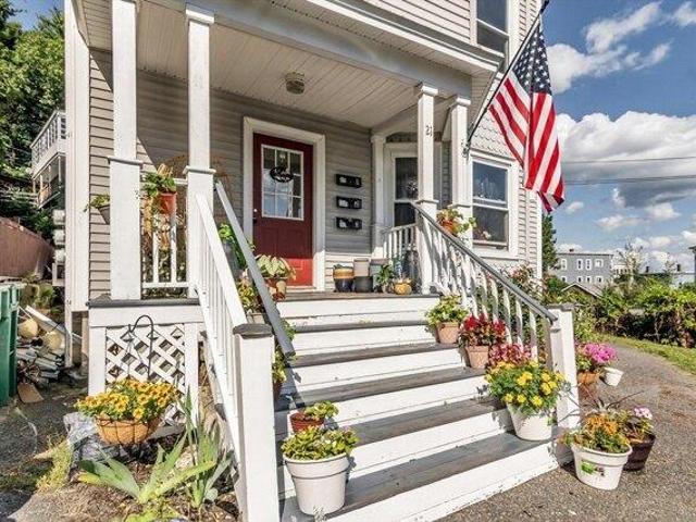 house with 6 bedroom, Fitchburg MA ES105116738