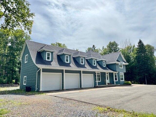 house with 6 bedroom, Fort Kent ME DS102028016