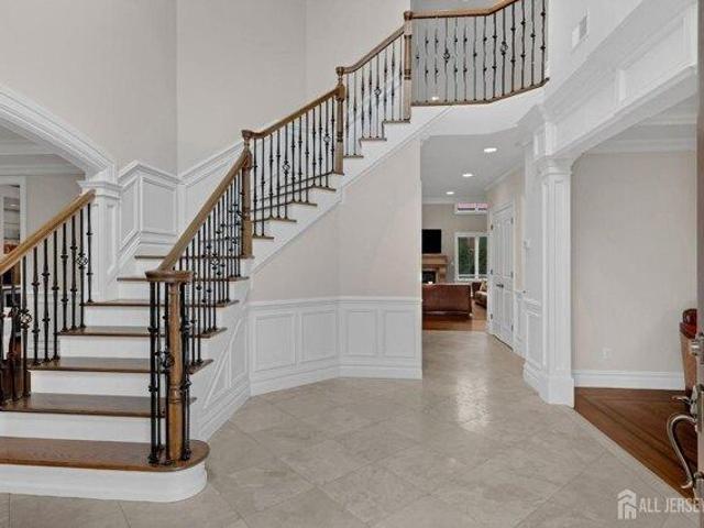 house with 6 bedroom, Fort Lee NJ DLS101801904