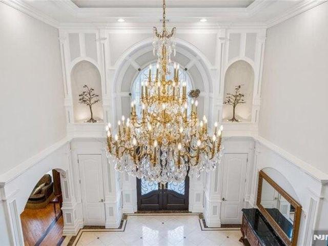 house with 6 bedroom, Fort Lee NJ ES104191159