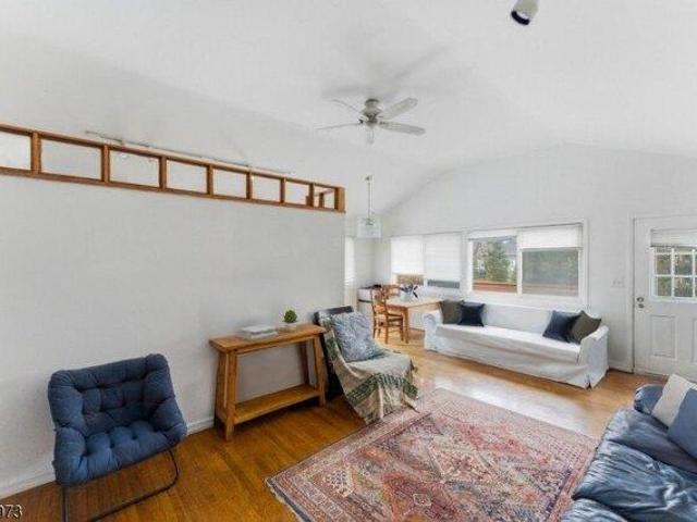 house with 6 bedroom, Fort Lee NJ ES104870058