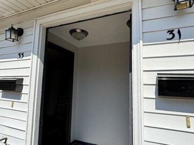 house with 6 bedroom, Foxboro MA DS102860167