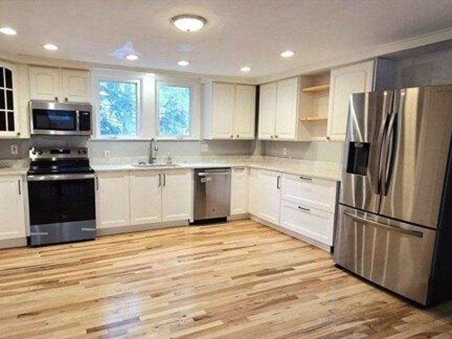house with 6 bedroom, Foxboro MA ES104568468