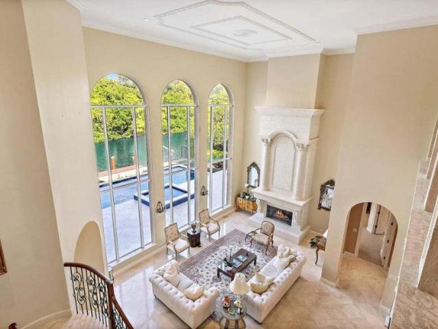 house with 6 bedroom, FL FL DLS101828782