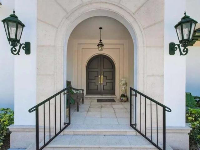 house with 6 bedroom, FL FL DLS102395880