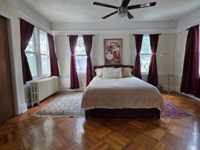 house with 6 bedroom, Floral Park NY ES103620573