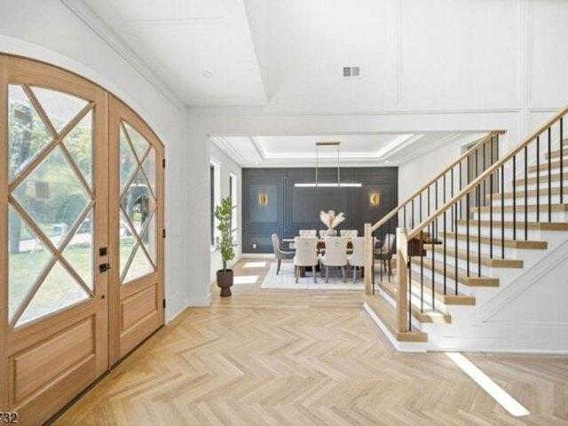 house with 6 bedroom, Florham Park NJ DS102726260