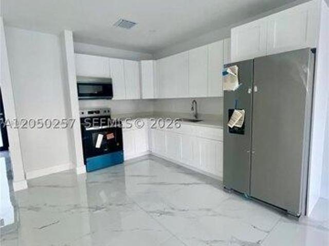 house with 6 bedroom, Florida City FL ES104899220