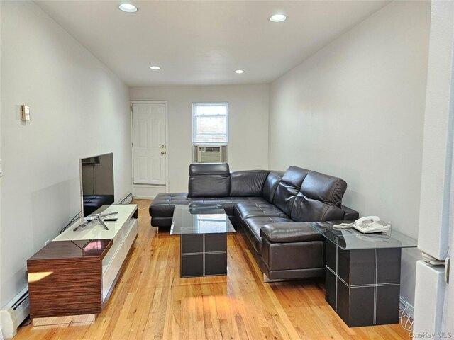 house with 6 bedroom, Flushing NY DS103622254
