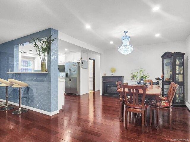 house with 6 bedroom, Flushing NY ES104904608