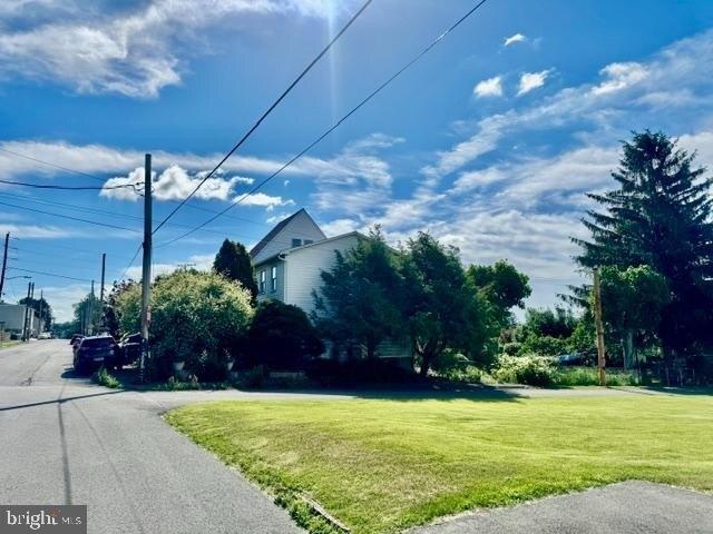 house with 6 bedroom, Frackville PA ES103626522