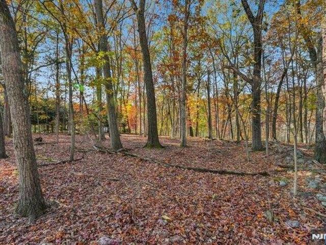 house with 6 bedroom, Franklin Lakes NJ ES102826121