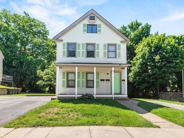 house with 6 bedroom, Franklin MA ES104899687