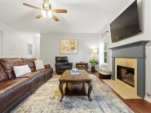 house with 6 bedroom, GA GA DLS102435263