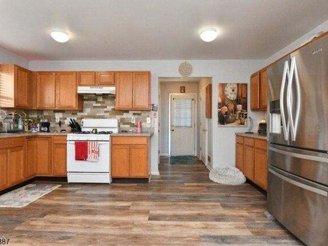house with 6 bedroom, Garwood NJ DS104407604