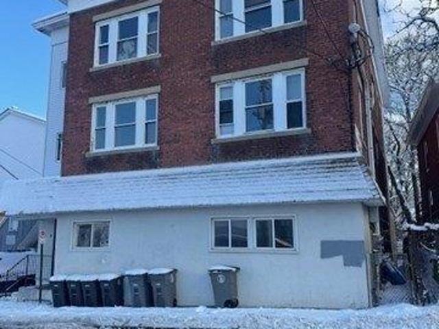 house with 6 bedroom, Gardner MA DLS102634194