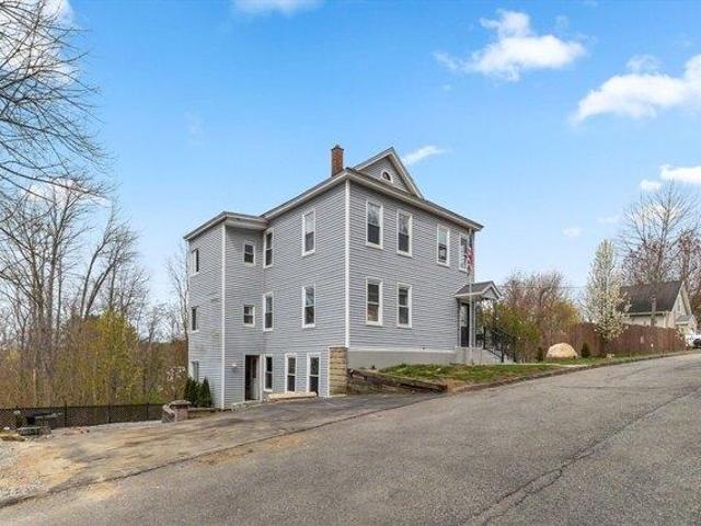 house with 6 bedroom, Gardner MA DLS103071769