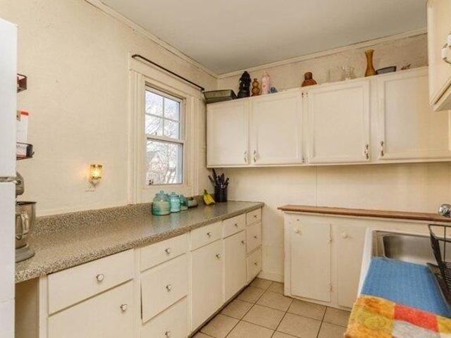 house with 6 bedroom, Gardner MA DS102586113