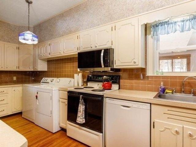 house with 6 bedroom, Gardner MA ES103189936