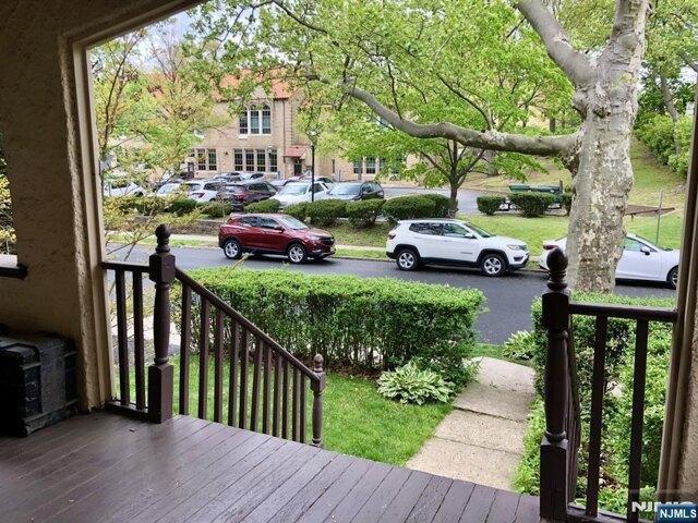 house with 6 bedroom, Glen Ridge NJ DLS101707201