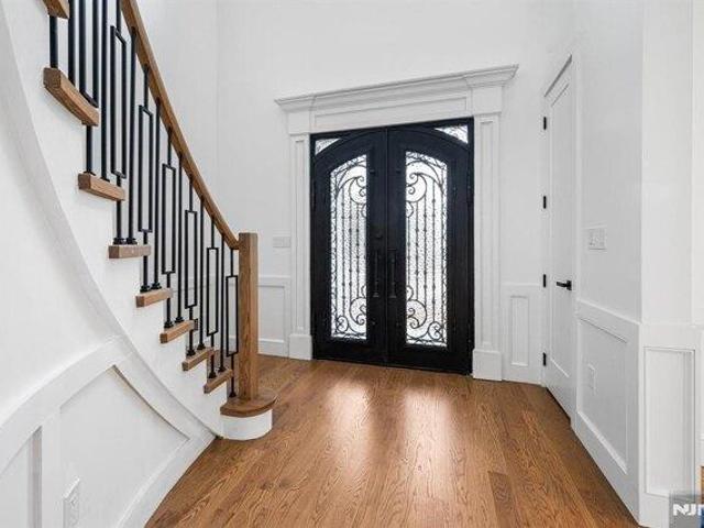 house with 6 bedroom, Glen Rock NJ ES105155671