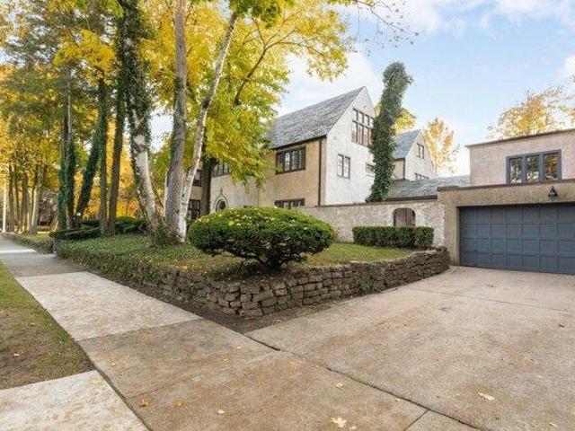 house with 6 bedroom, Grosse Pointe MI DS93011010