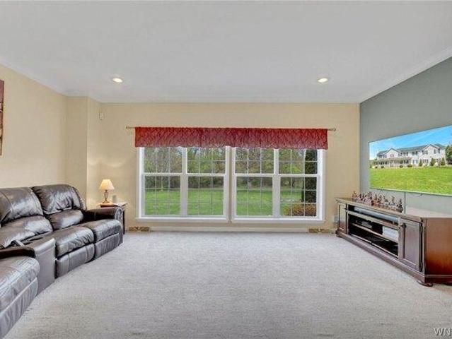 house with 6 bedroom, Great Valley NY ES104899895