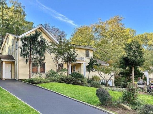 house with 6 bedroom, Great Neck NY DLS102282096