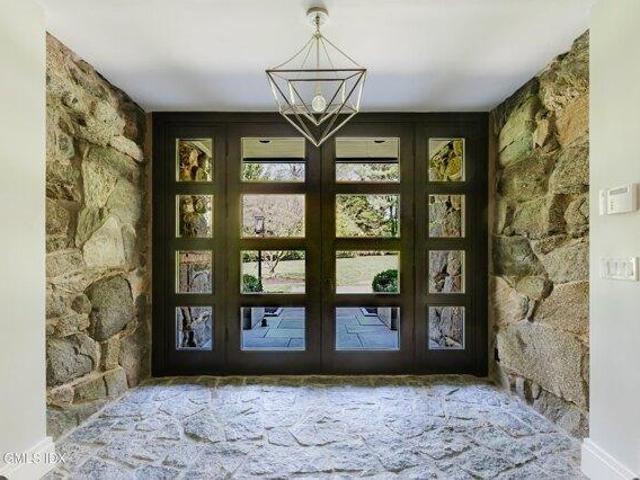 house with 6 bedroom, Greenwich CT DS102026534
