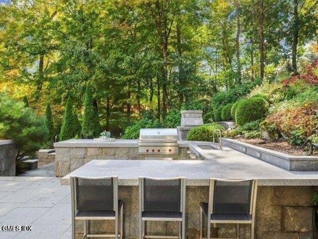 house with 6 bedroom, Greenwich CT ES103664418