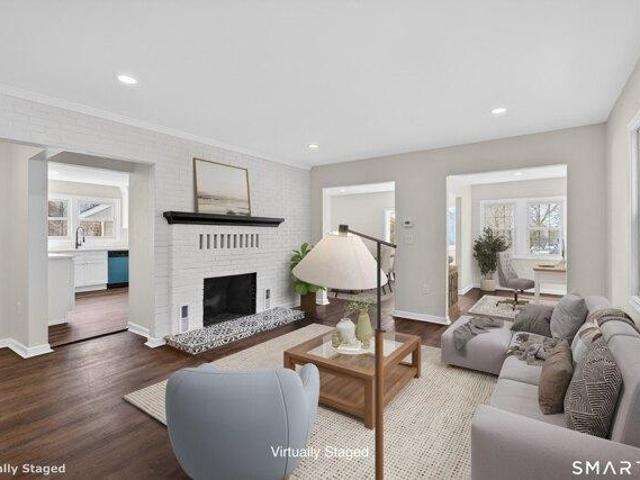 house with 6 bedroom, Hamden CT DS101749220